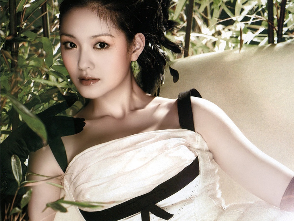 Picture of Barbie Hsu