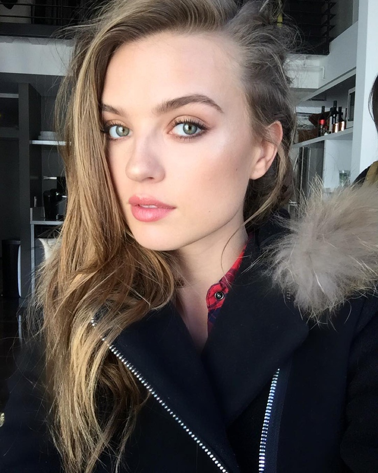 Amanda Mondale picture