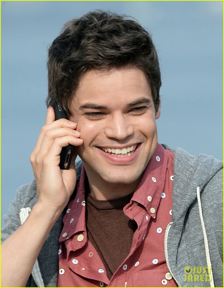 Jeremy Jordan image