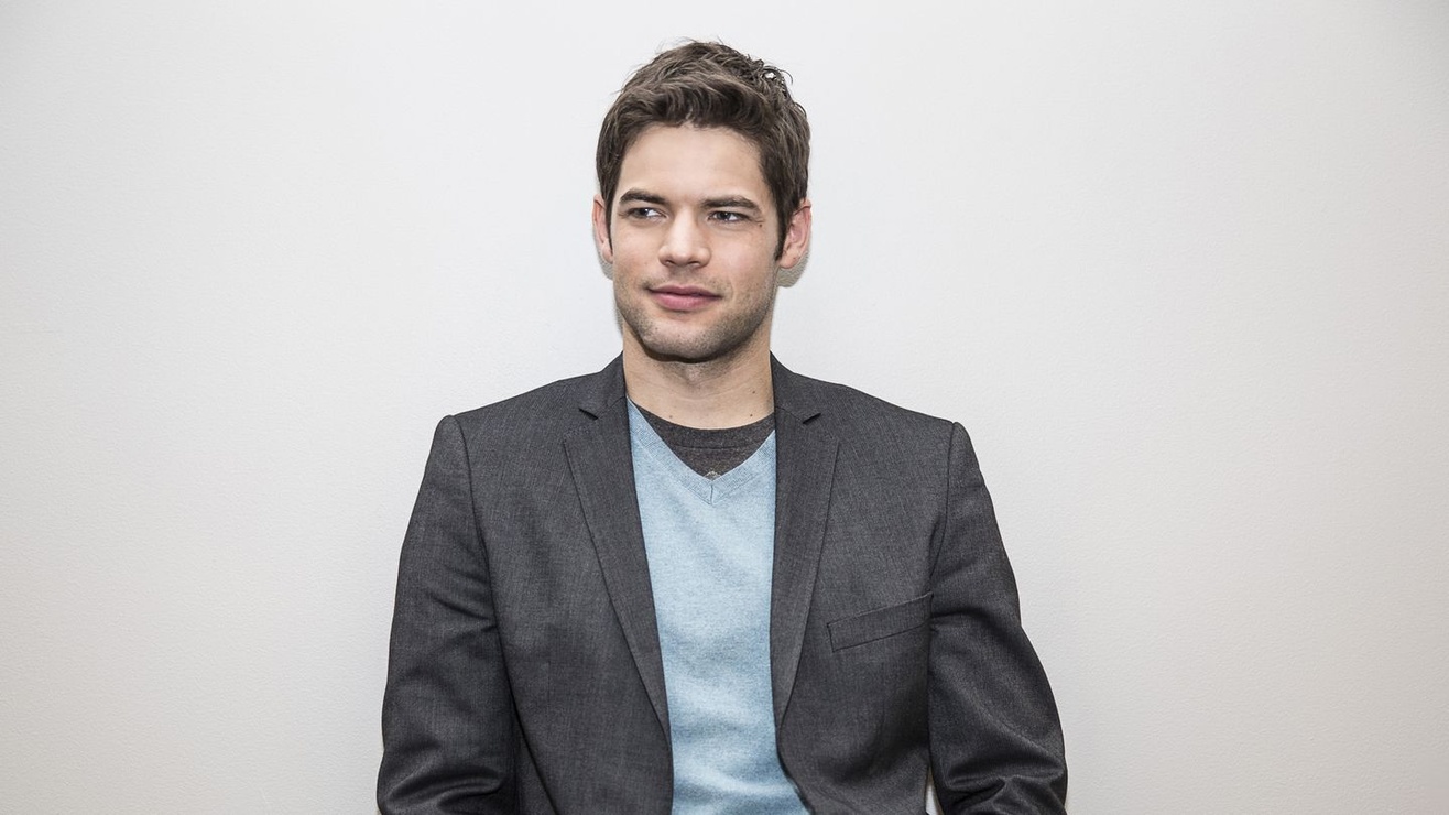 Picture of Jeremy Jordan