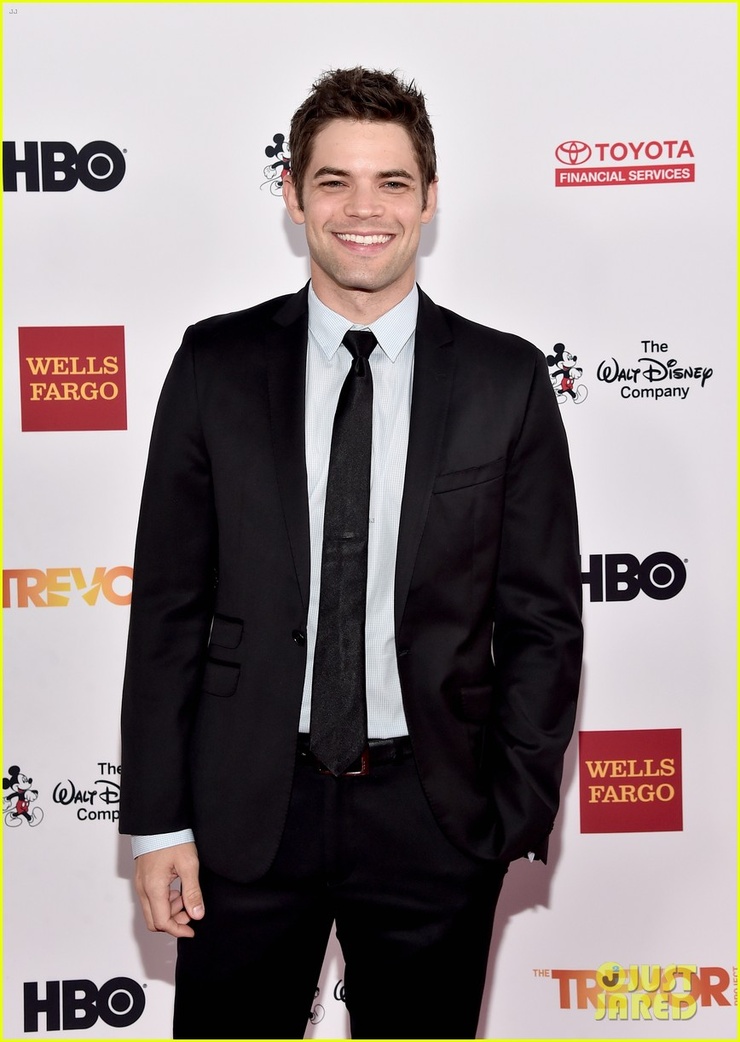 Picture of Jeremy Jordan