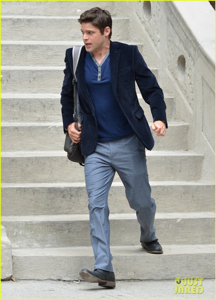 Picture of Jeremy Jordan