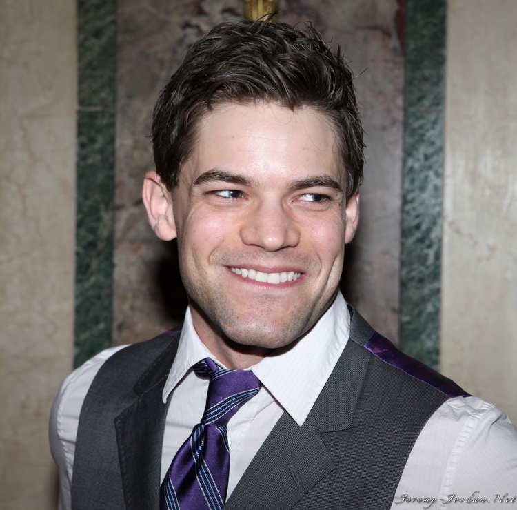 Jeremy Jordan picture