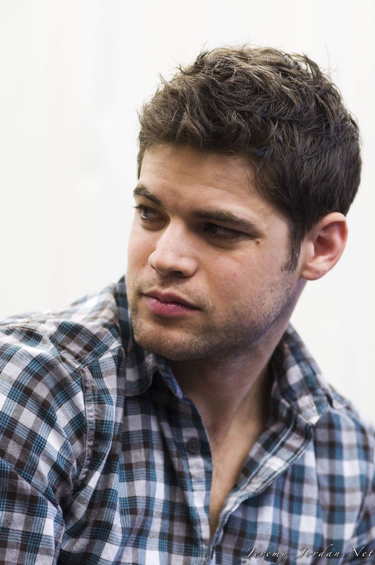 Jeremy Jordan picture