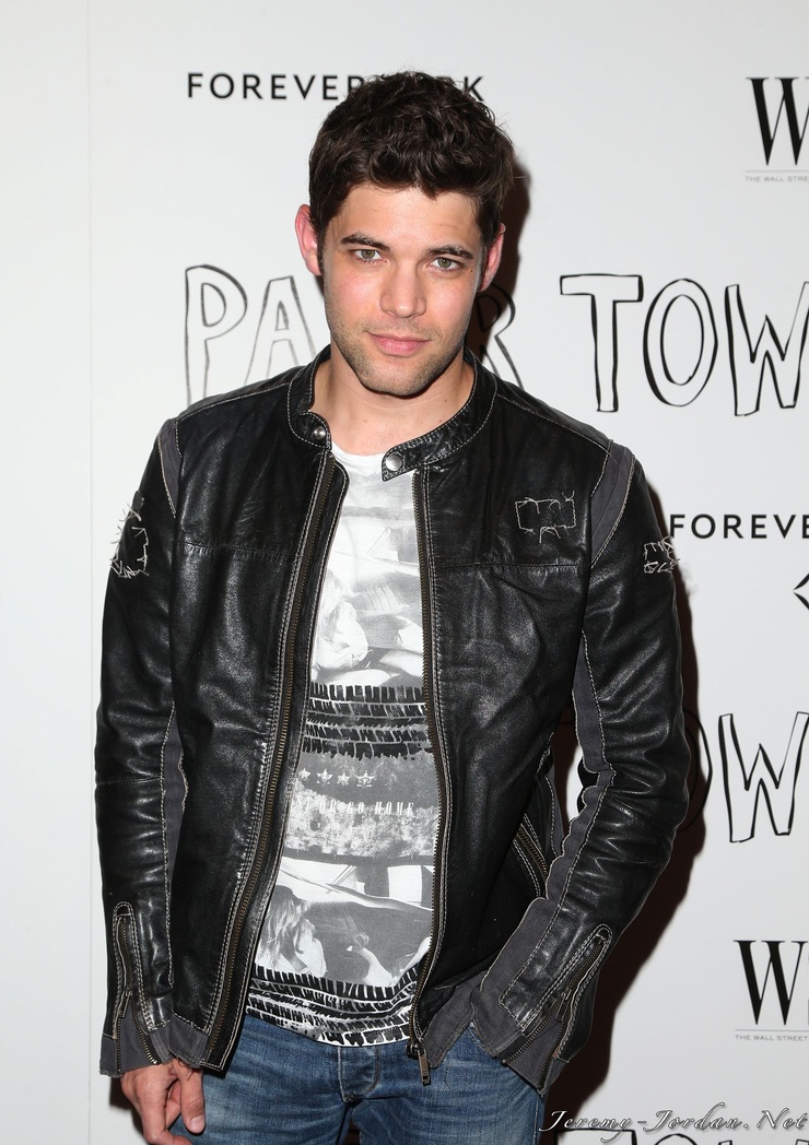 Jeremy Jordan image