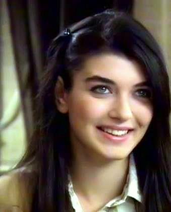 Picture of Aslihan Guner