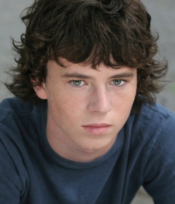 Image of Charlie McDermott