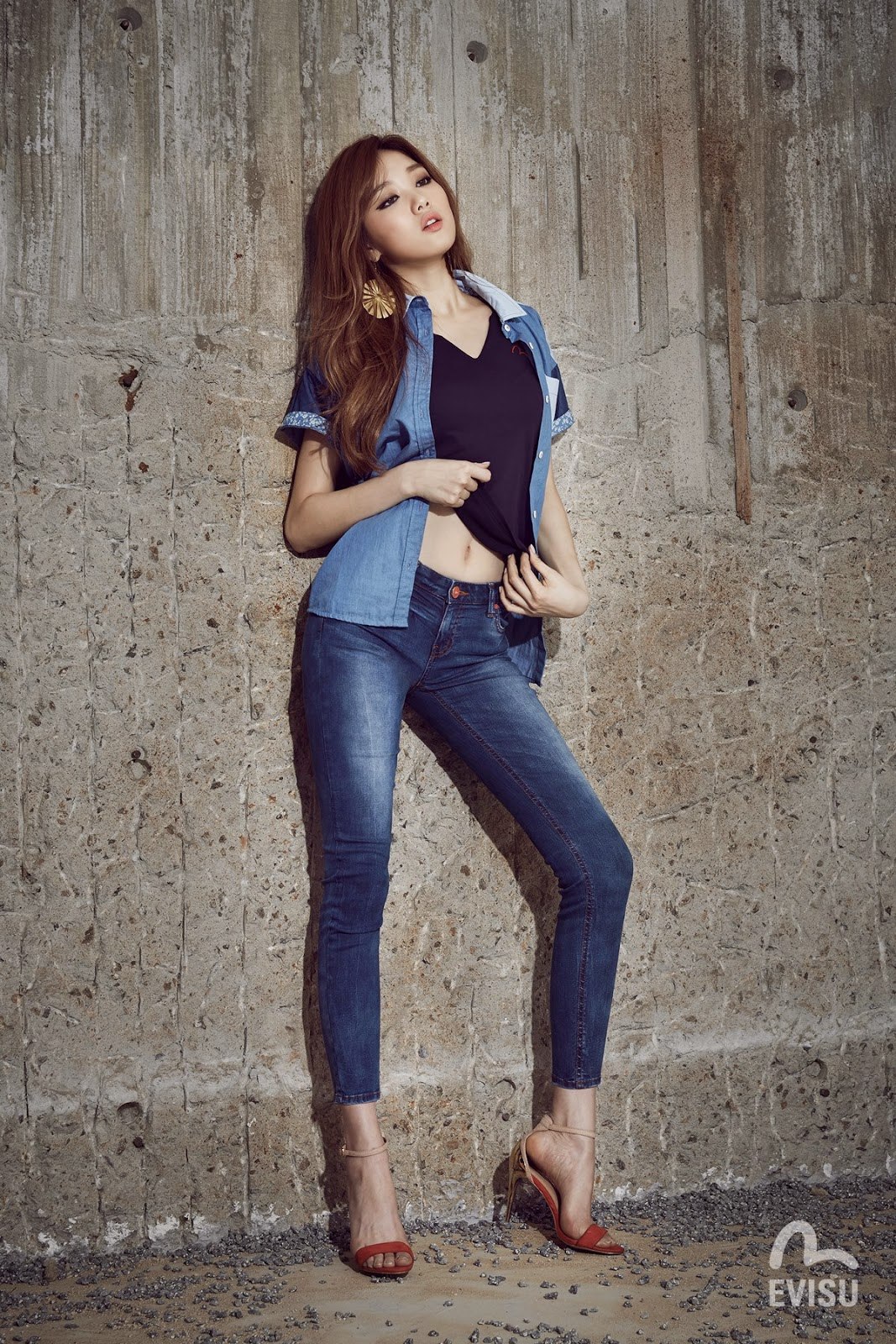 Song-Kyoung Lee picture