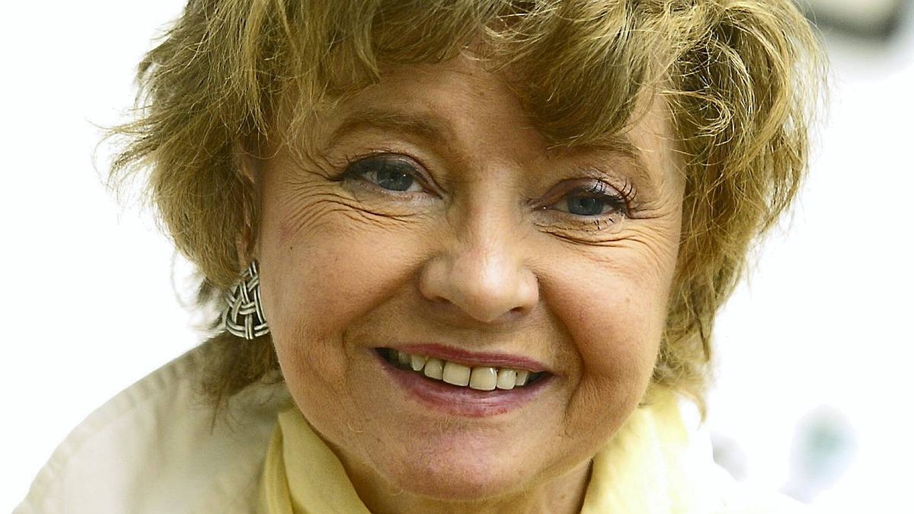 Picture of Prunella Scales