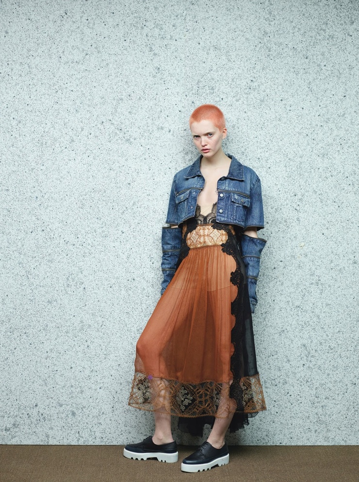 Picture of Ruth Bell