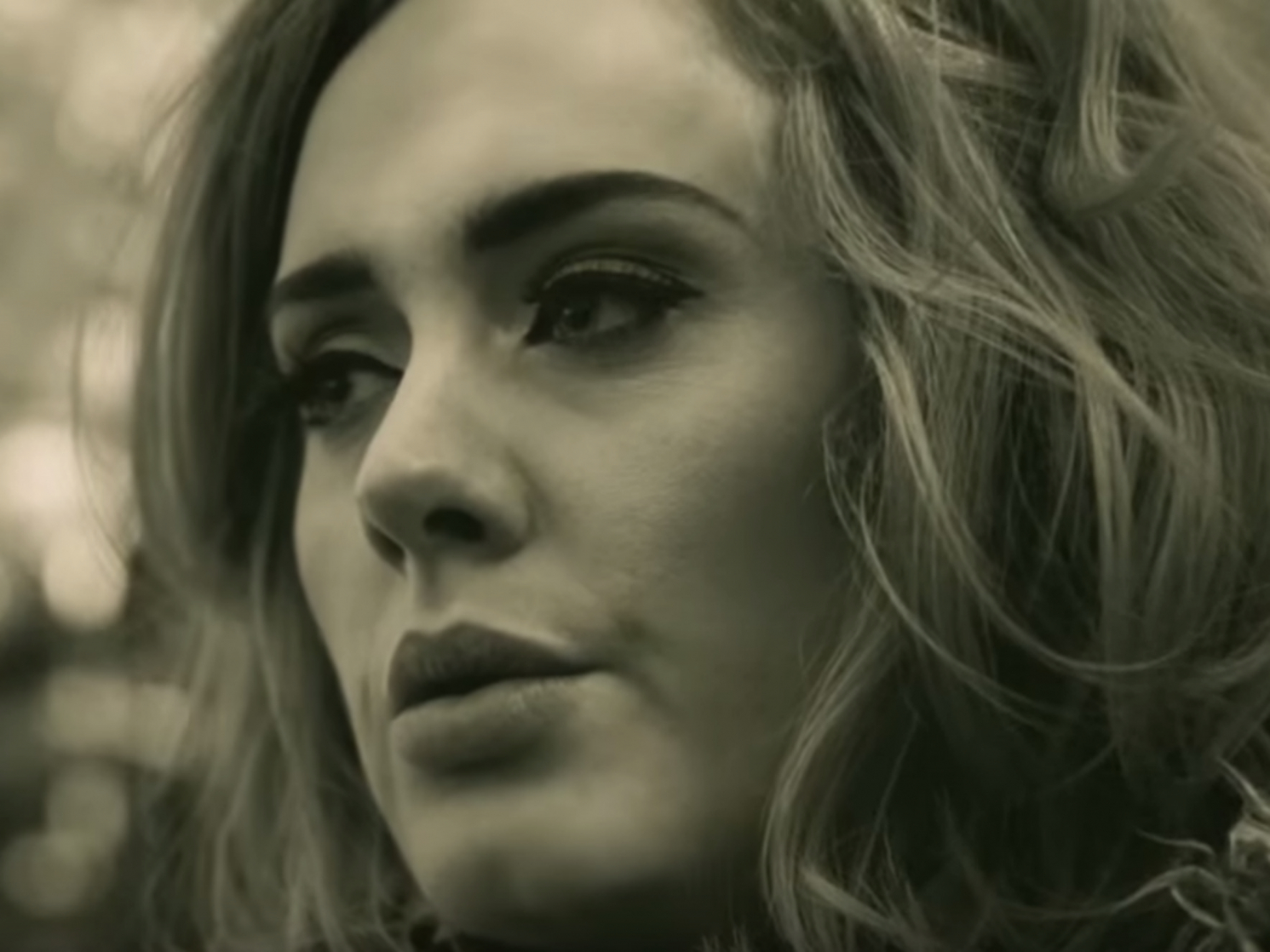 Picture of Adele: Hello
