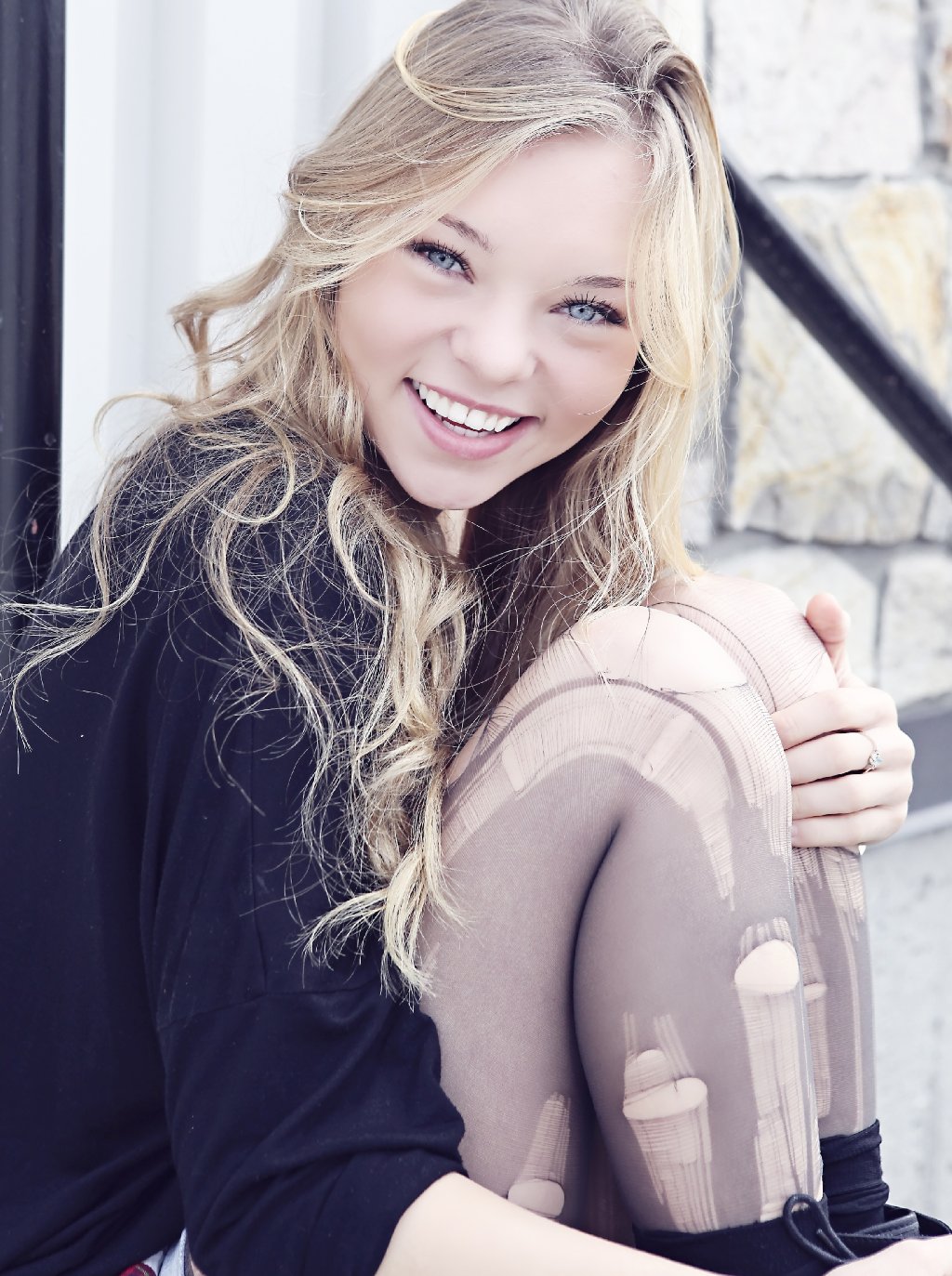 Taylor Hickson - Alchetron, The Free Social Encyclopedia