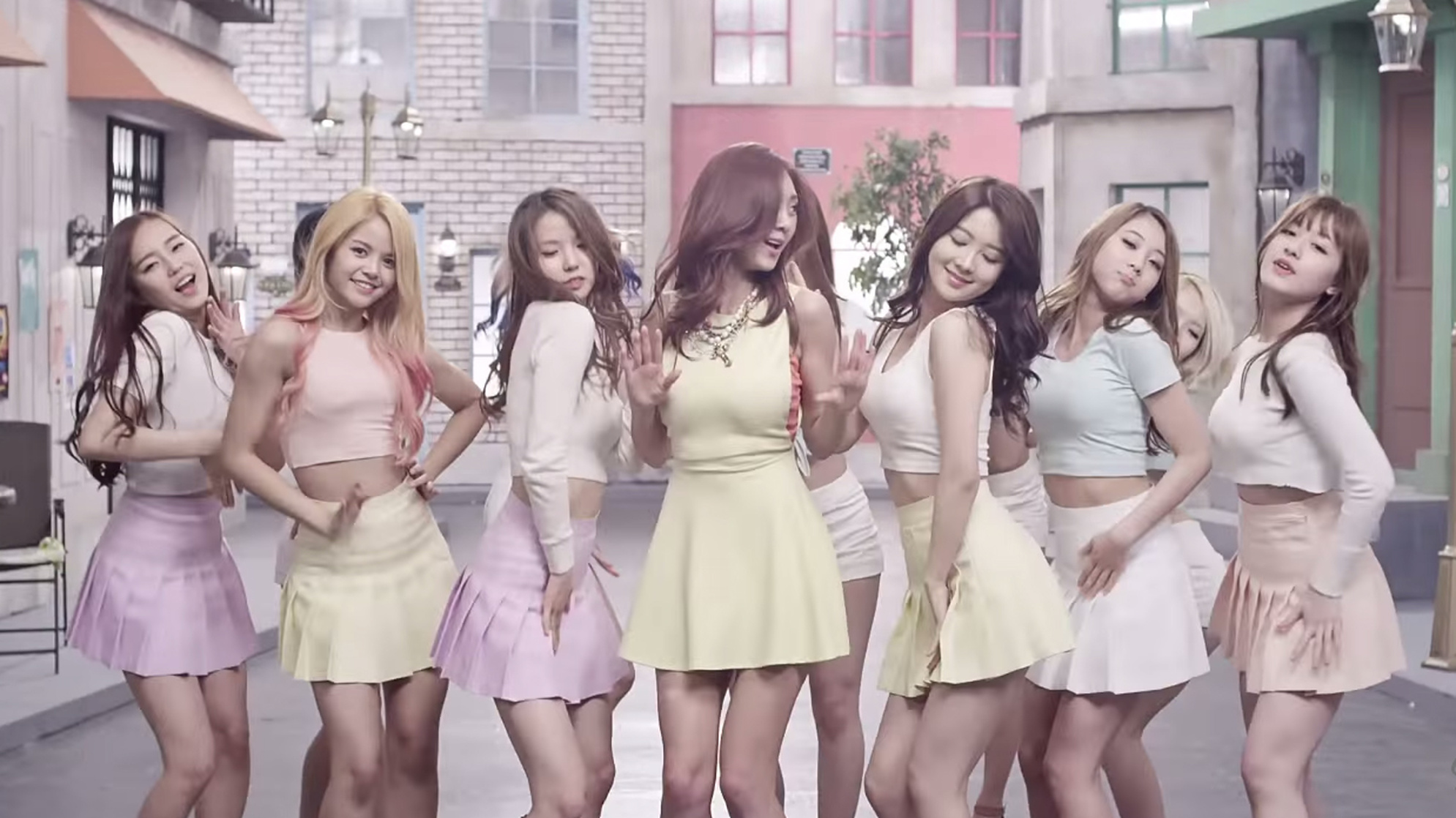 Picture of CLC (K-POP)