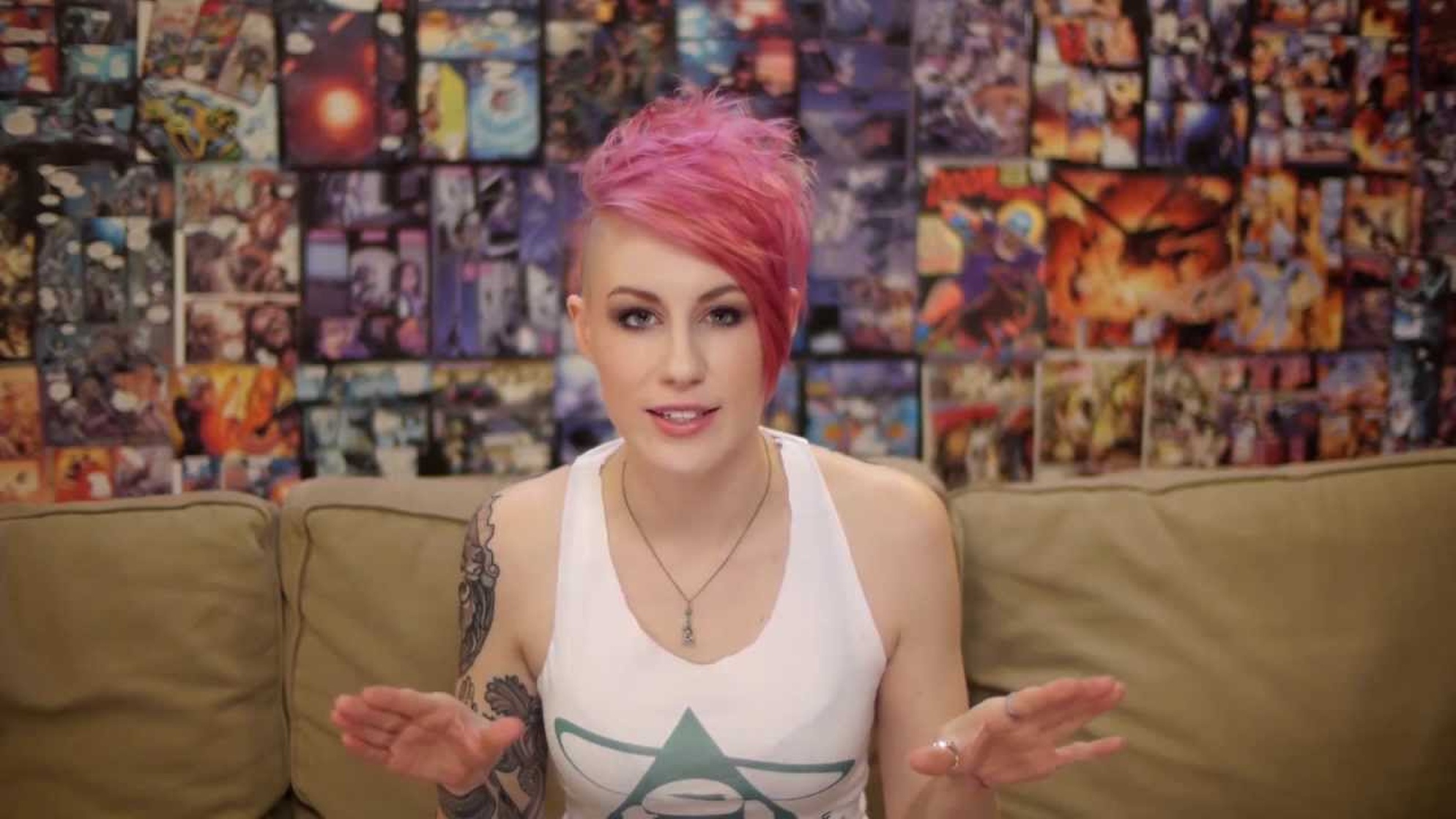 Picture of Comic Book Girl 19