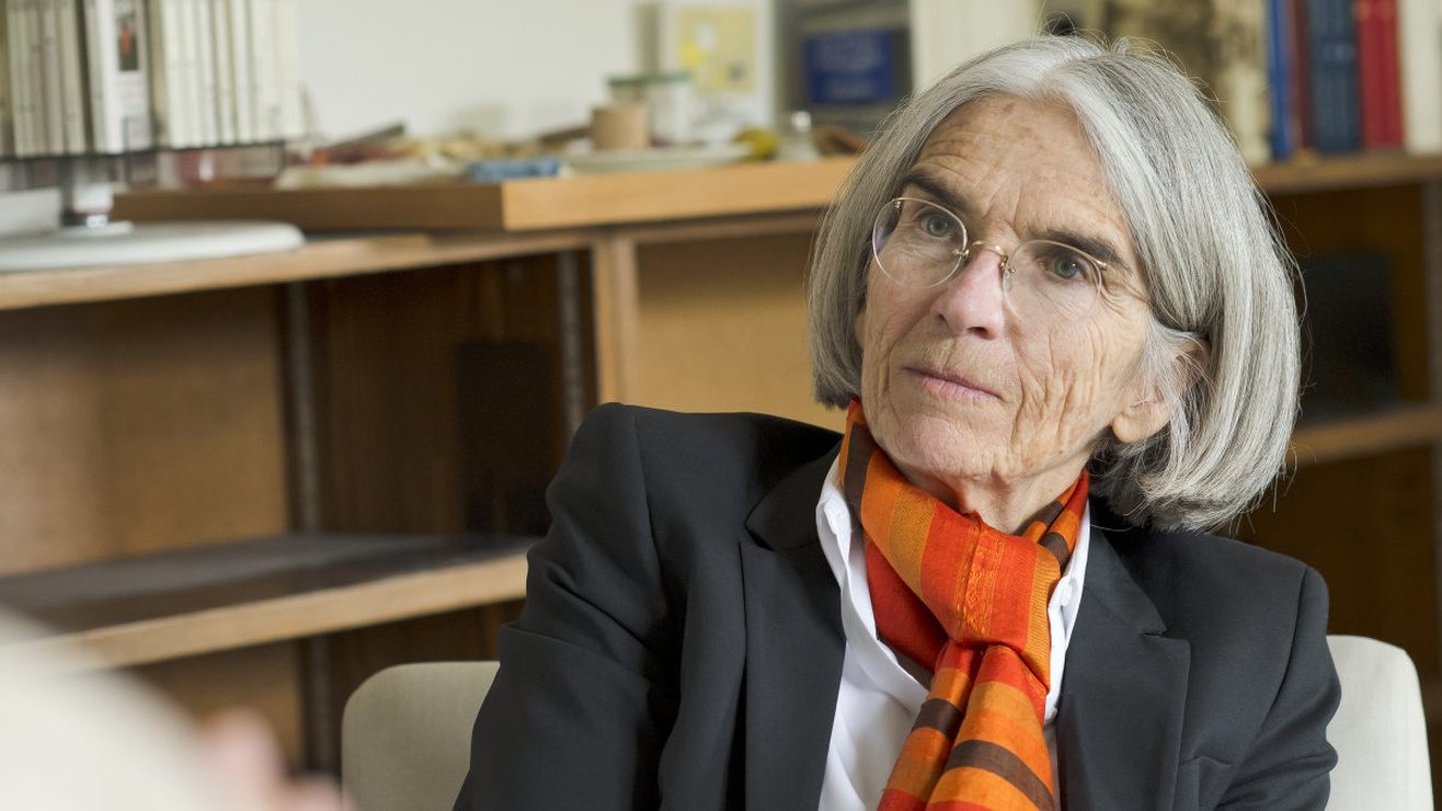 Image of Donna Leon