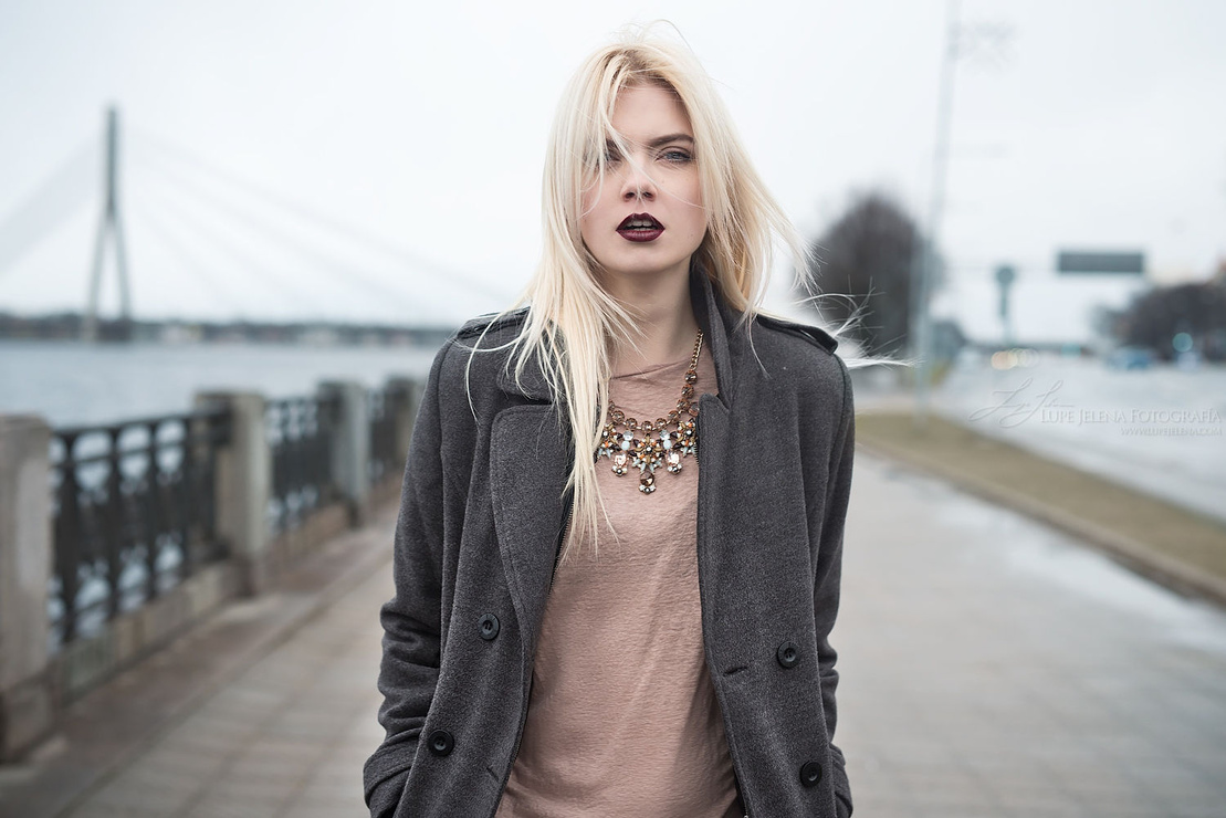 Laura Savicka picture