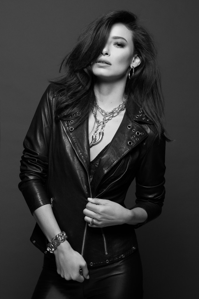 Müjde Uzman image