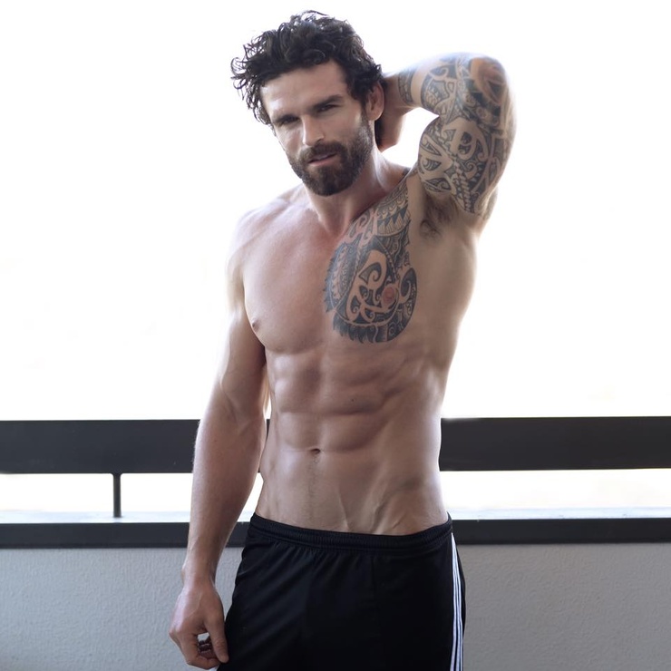 Stuart Reardon image
