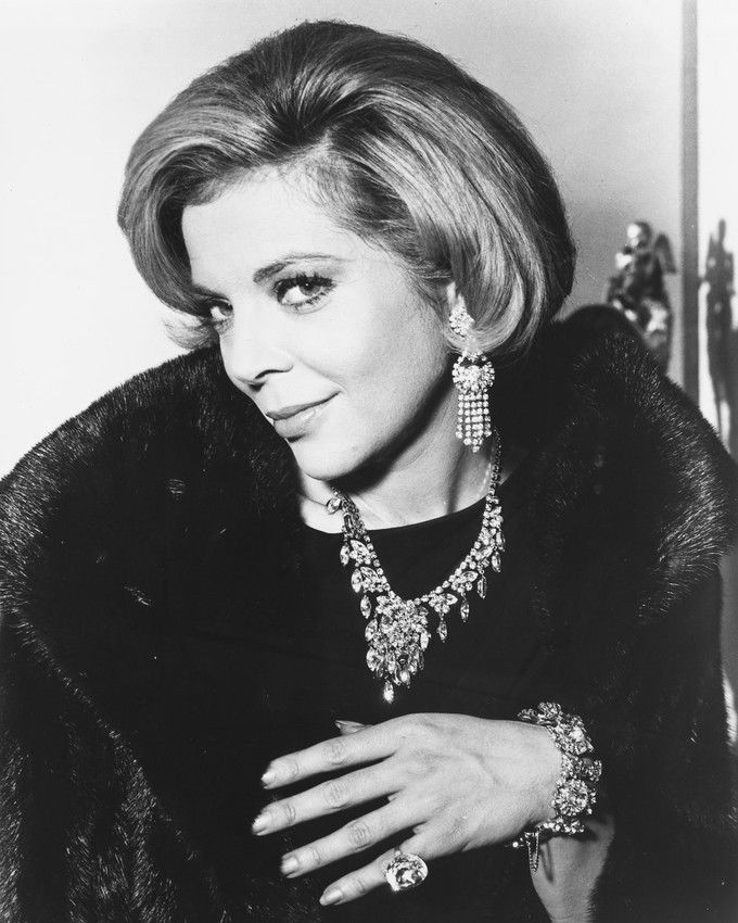 Barbara Bain