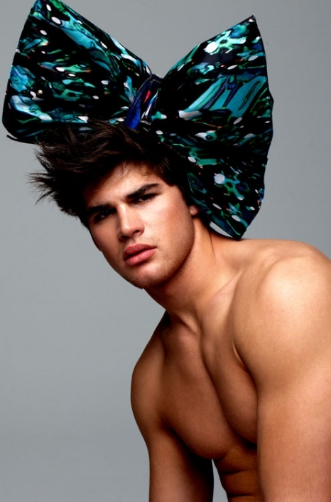 Ryan Bertroche picture