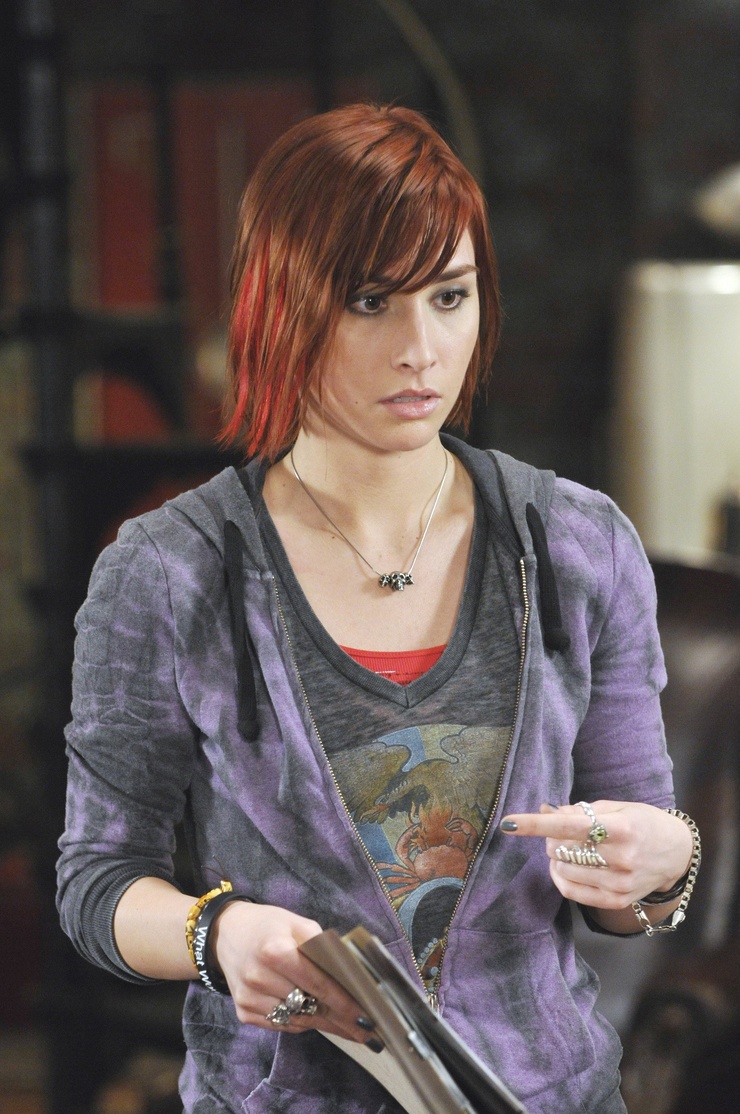Picture of Allison Scagliotti