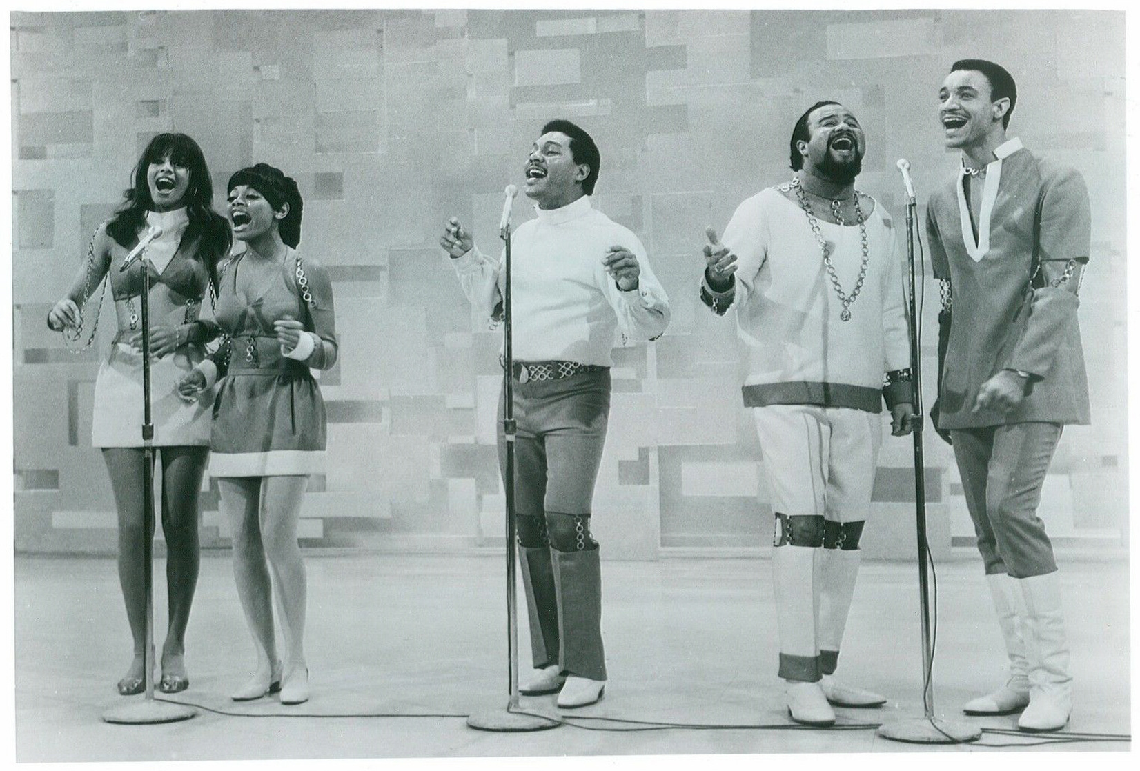 Picture of The 5th Dimension